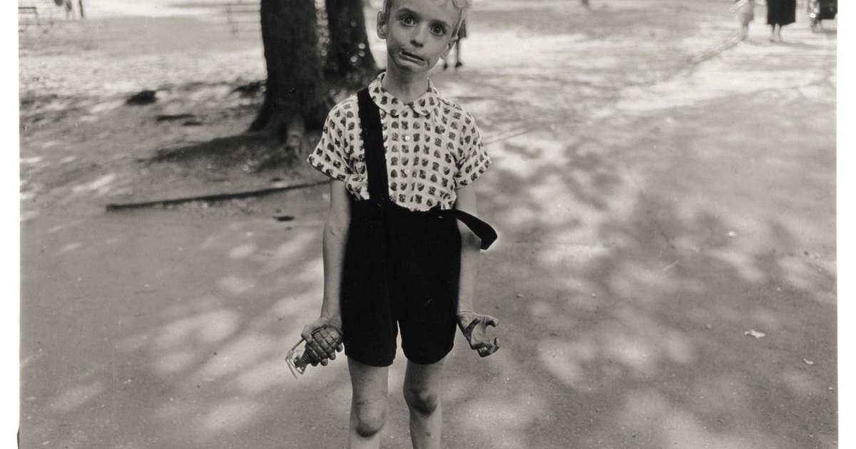 "Fragile Beauty: Photographs from the Sir Elton John and David Furnish ...