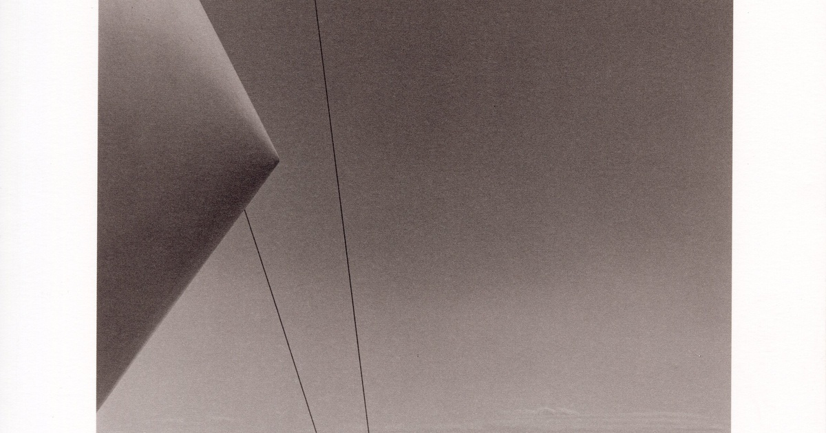 Publication: Lynn Davis | Edwynn Houk Gallery